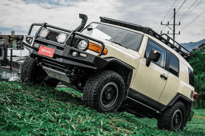 ARB 3420210B Toyota FJ Cruiser 2007-2014 Deluxe Front Bumper Winch Rea ...
