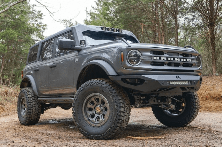 Fab Fours VC5200-1 Ford Bronco 2021-2024 Vicowl – BumperOnly